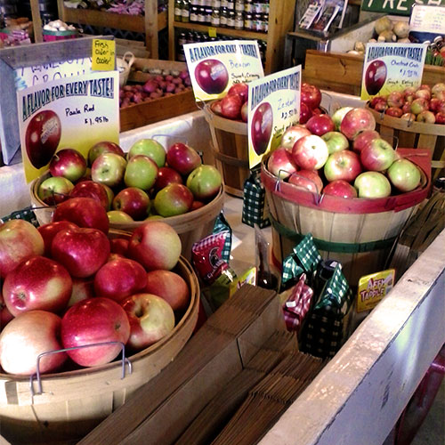 FarmFreshApples | Carter's Red Wagon Farm